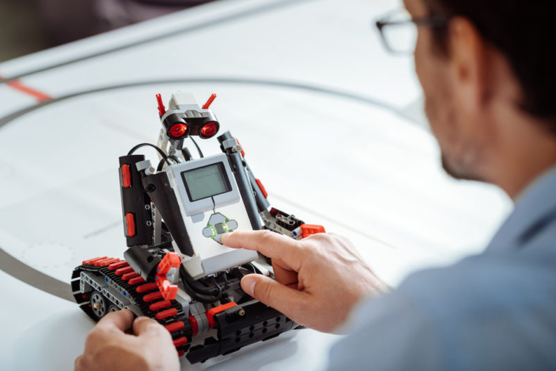 How to be a Disruptor:Business Innovation for Beginners | Fiscal Tiger